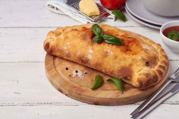What Are Calzones? A Guide to This Delicious Italian Dish - Pizzaware