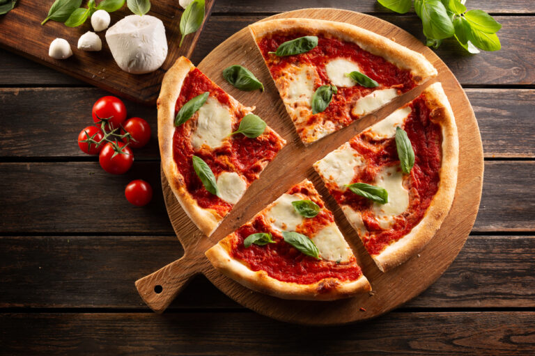 Original Napoli Pizza: The History and Authenticity of Italy's Most ...