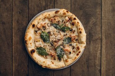 Tartufo Pizza: A Delicious Combination of Truffles and Pizza Dough ...