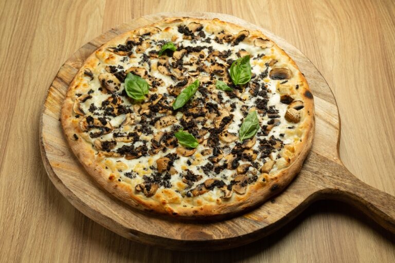 What is a Truffle Pizza? - Pizzaware