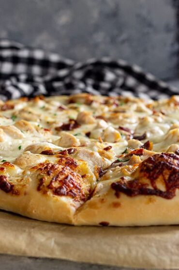 31 Best Chicken Pizza Recipes to Make - Pizzaware