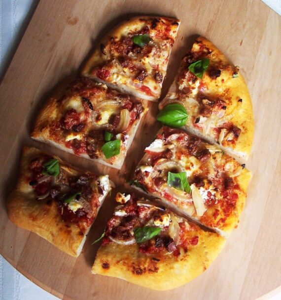 22 Best Goat Cheese Pizza Recipes to Try - Pizzaware