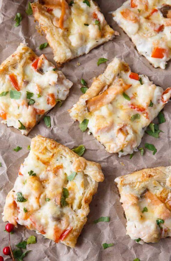 24 Best Seafood Pizza Recipes to Try - Pizzaware